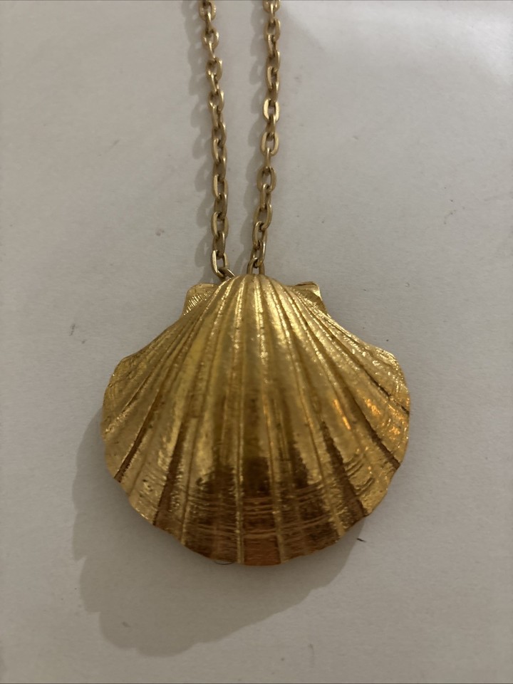 Vintage Scallop Shell Locket Solid Perfume Necklace gold Shell Perfume ...
