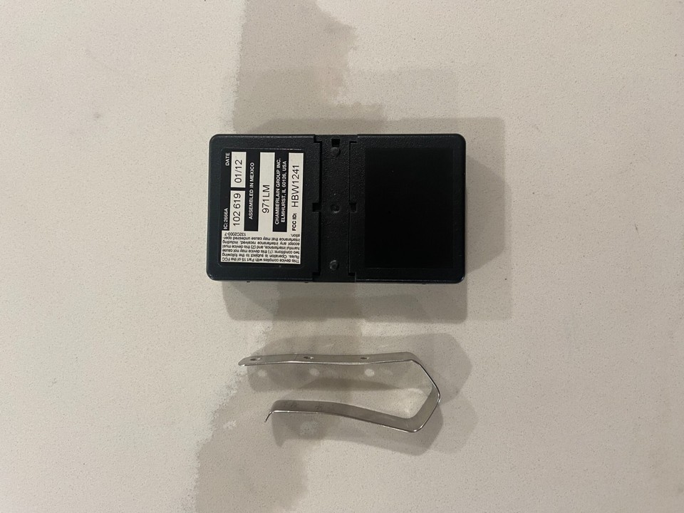 LiftMaster 971LM Gate/Garage Door Opener Remote Control Transmitter ...