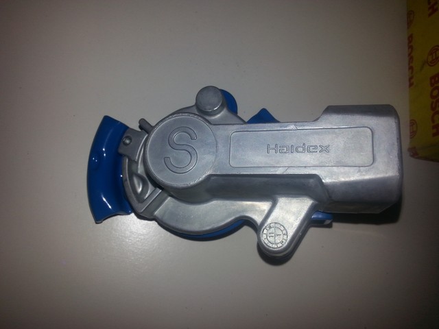 Haldex Gladhand Glad Hand Service Valve 11452 Check out 7251 for sale ...