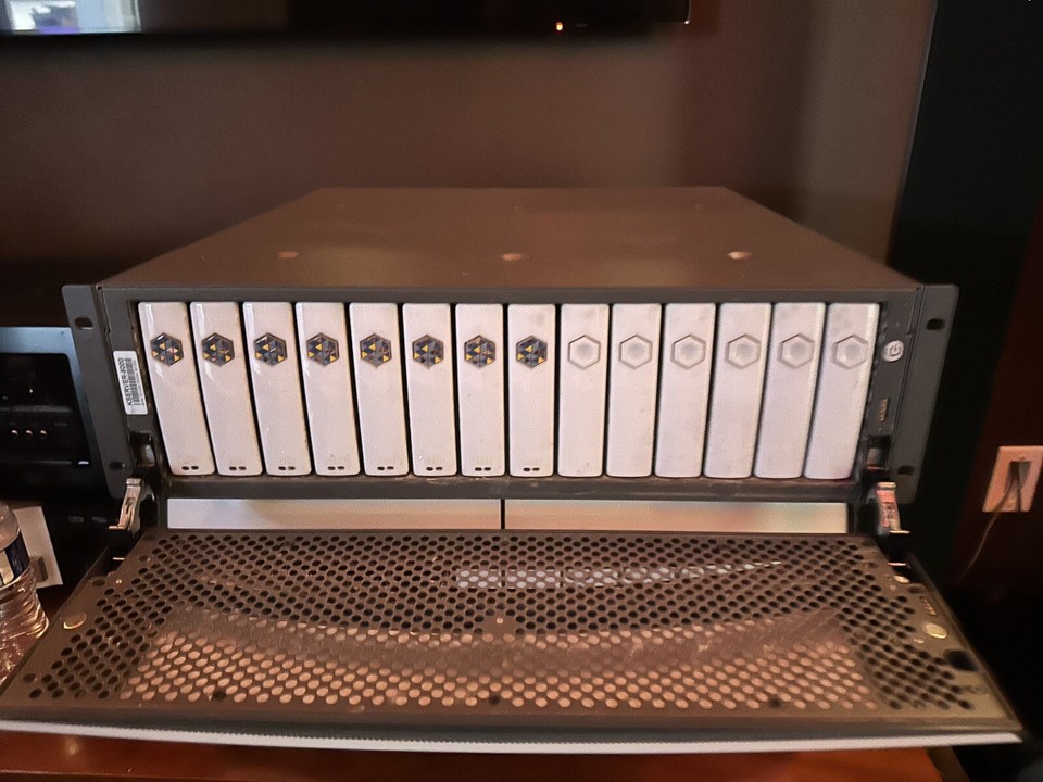 Kaleidescape KServer-5000 and KVault-M700 Disc Vault | eBay