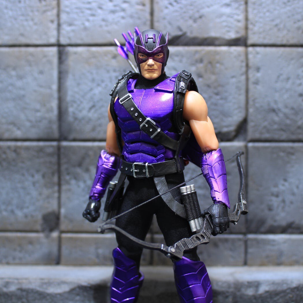 Original Hawkeye Costume Jeremy Renner Shares Two Cool New 'Hawkeye'