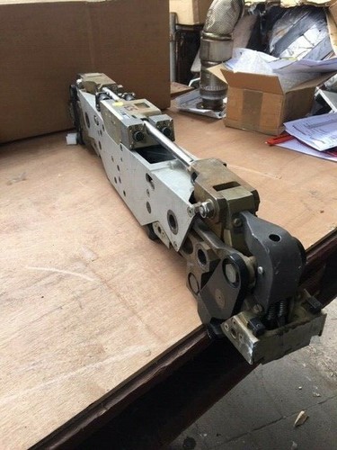 Aircraft Tornado Ejector Release Unit P/N: OM10666. NSN: 1680-99-131 ...