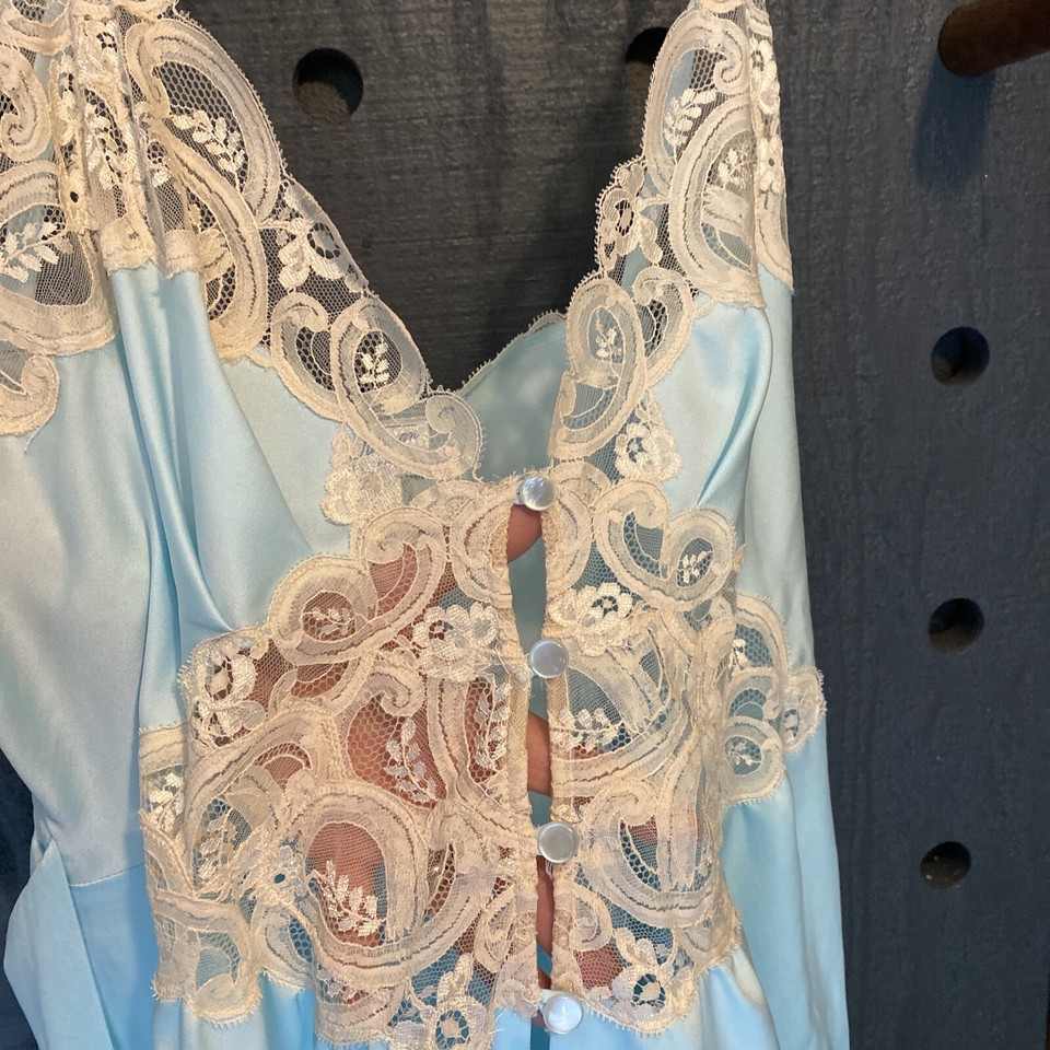 Eve Stillman Vintage negligee collection 80s Nightgown Pale Blue Beige ...