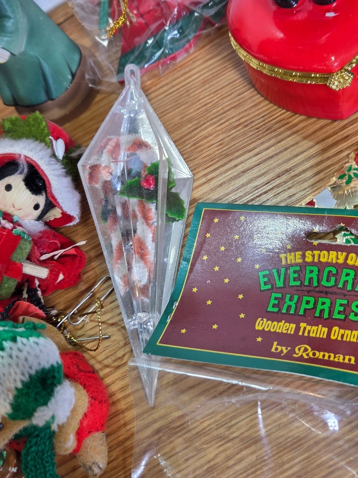 Vintage Christmas Ornaments Lot of 13 Christmas Tree / Candy Cane Bulbs ...