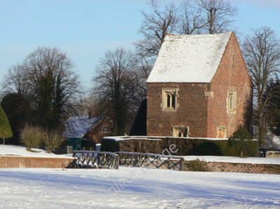 Photo 6x4 Tattershall Castle Guardhouse This attractive building which ...
