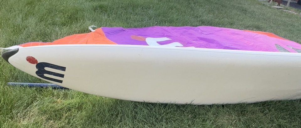 Mistral MAUI Sailboard + Sail + Extension - Mast + Boom - Excellent ...