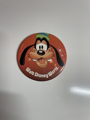 Walt Disney World Goofy's Head in Green Hat Pinback Pin Vintage 3 ...