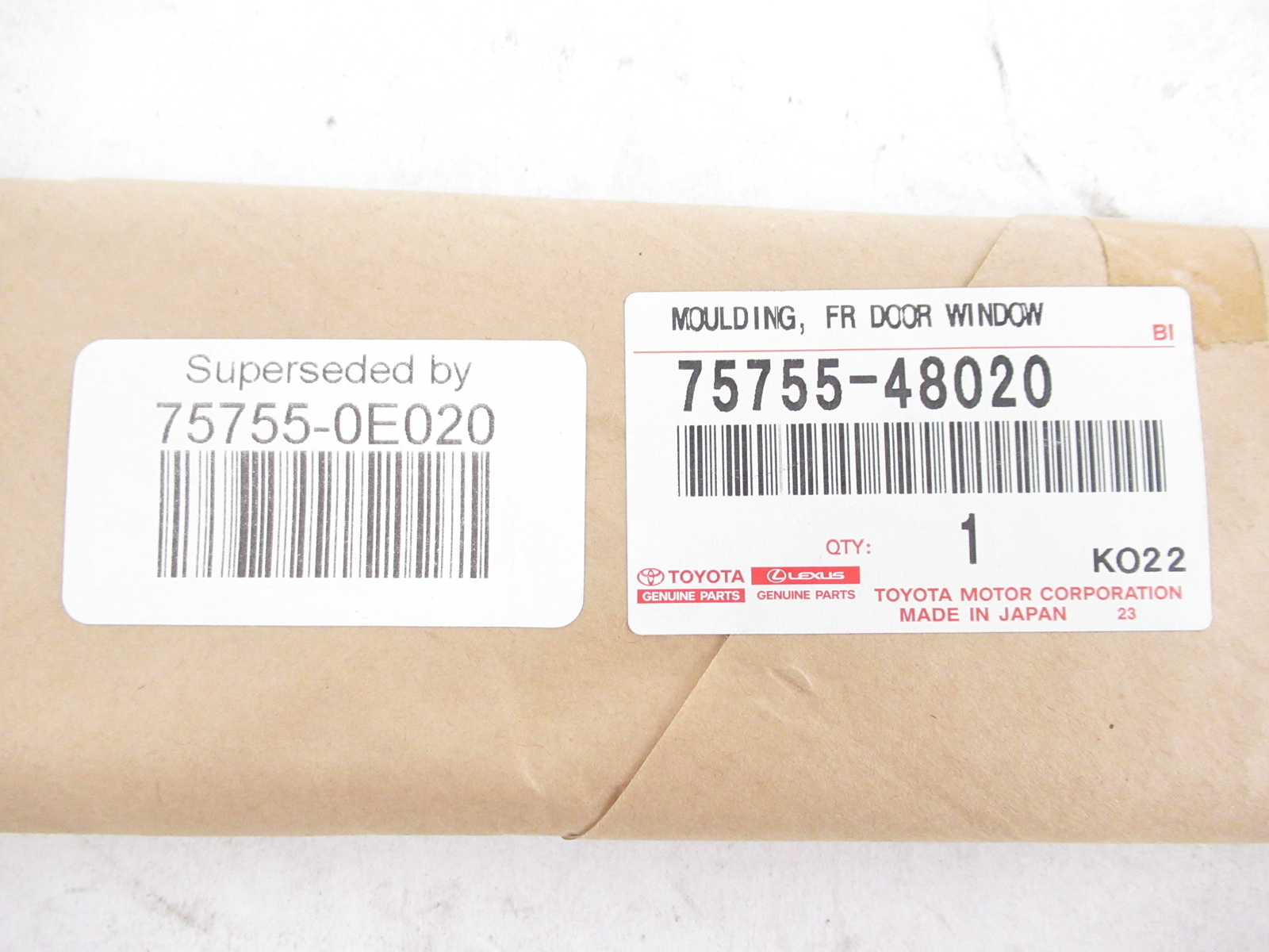 Genuine OEM Lexus 75755-0E020 Passenger Front Door Rearward Molding ...