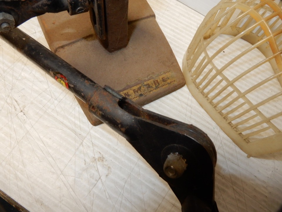 ASSORTED VINTAGE ARTICULATING INDUSTRIAL TABLE WORK TASK LAMP PARTS | eBay