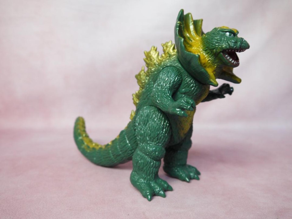 Ultraman JIRASS Ultra Monster Series6 Kaiju Figure Godzilla Hayata ...