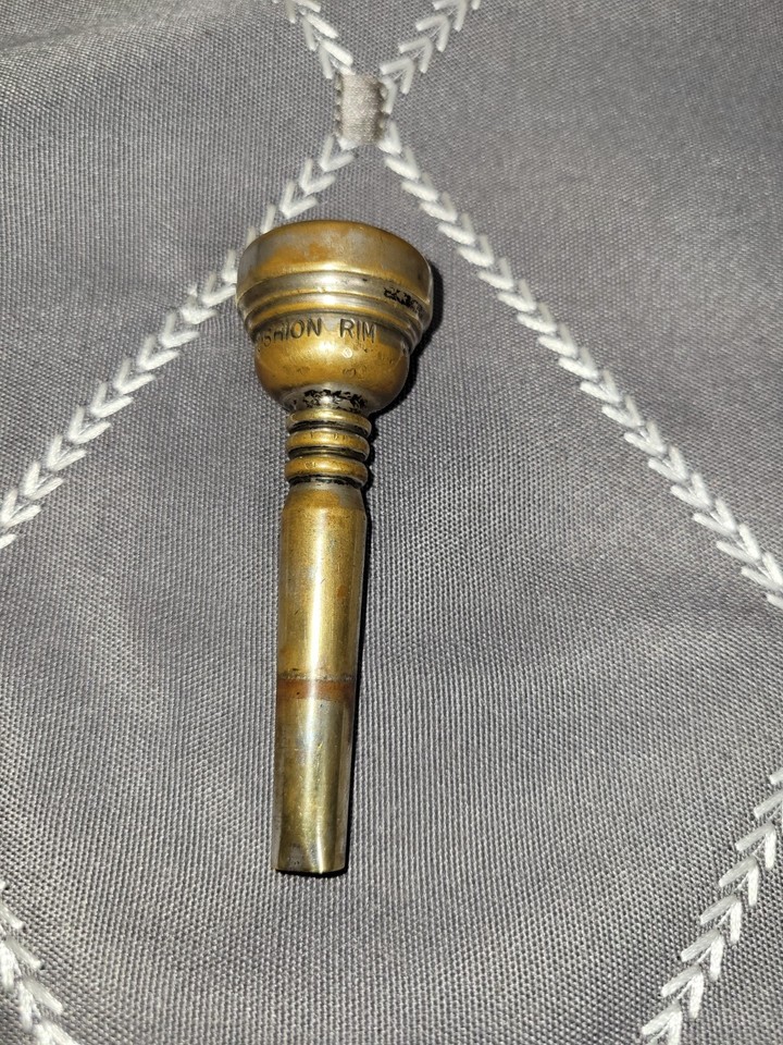Vintage Rudy Muck 17C Cushion Rim Mouthpiece | eBay