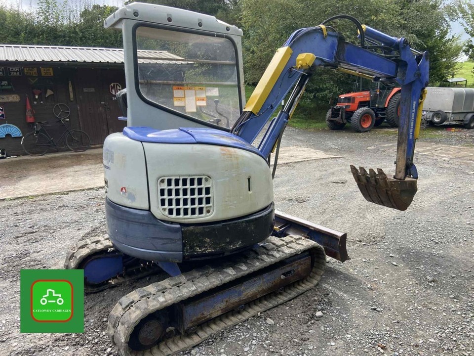 MITSUBIHSI ME20SR MINI DIGGER 2 ton ZERO TAIL SWING & KNUCKLE BOOM SEE ...