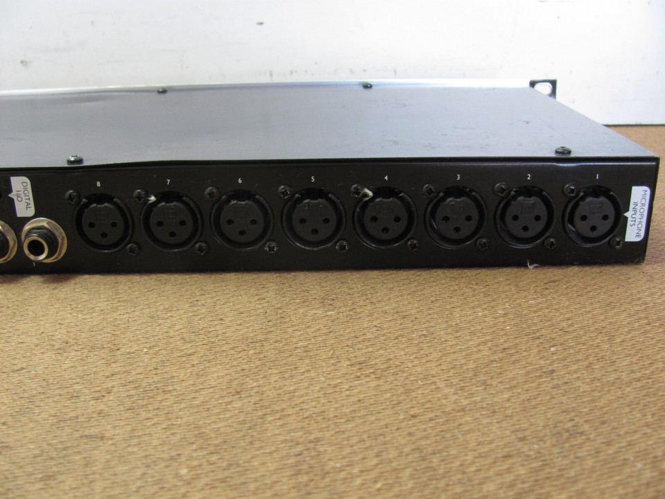 Focusrite Platinum OctoPre LE 8-Channel Microphone Preamplifier ...