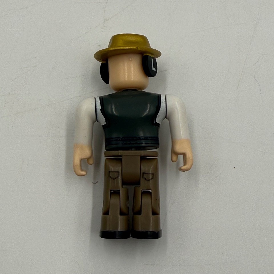 Jazwares Roblox Jailbreak Badcc & Asimo3089 Figurines with Cane No Code ...