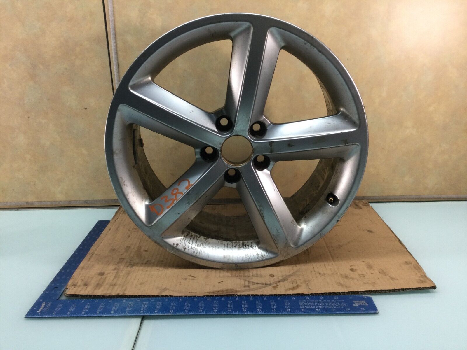 ⭐12 2012 Audi A4 Quattro 18x8 alloy 5 spoke design, straight design ...