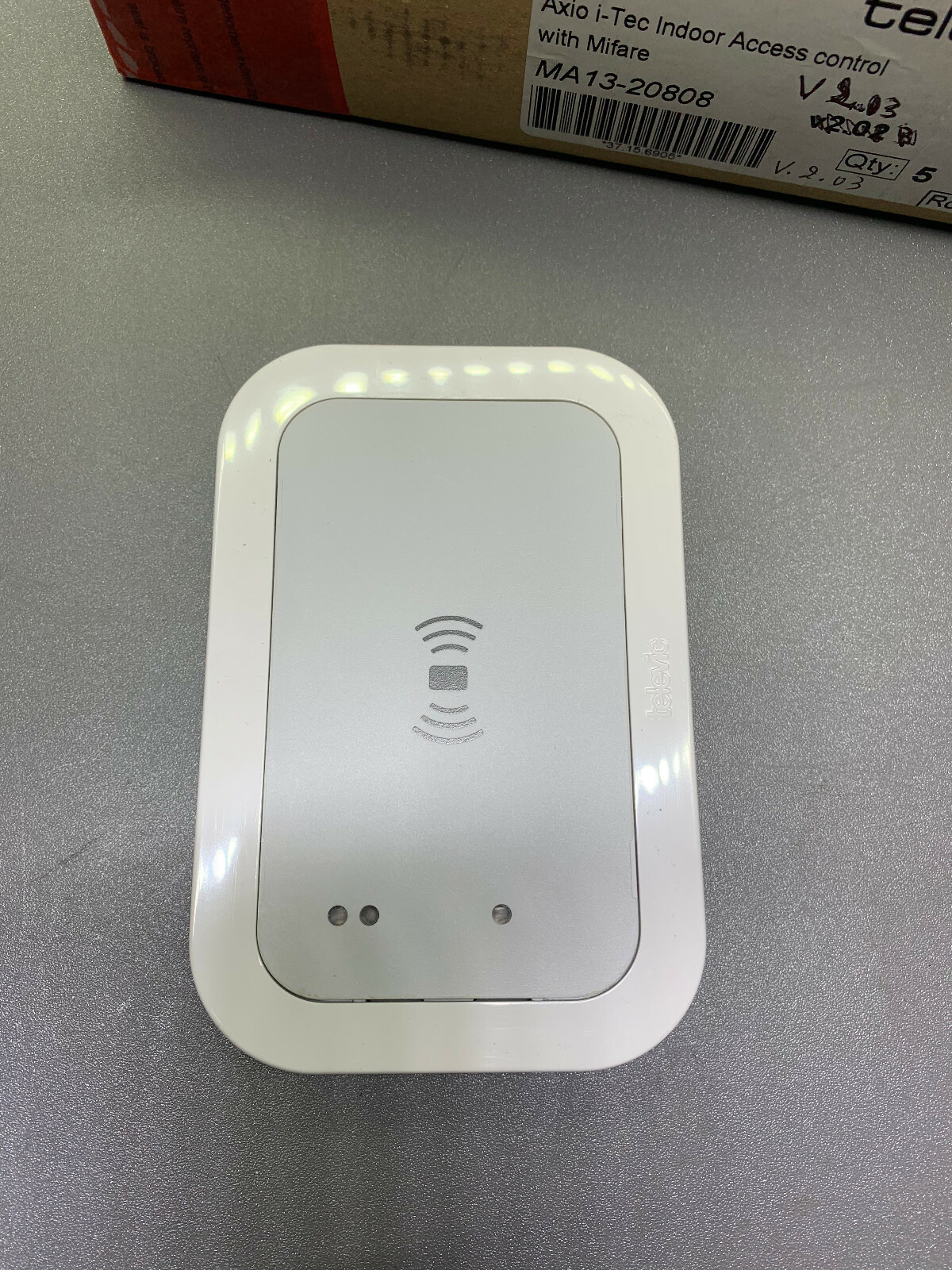 TELEVIC Axio i-Tec Indoor Access control with Mifare 37.15.6905 V2.03 ...