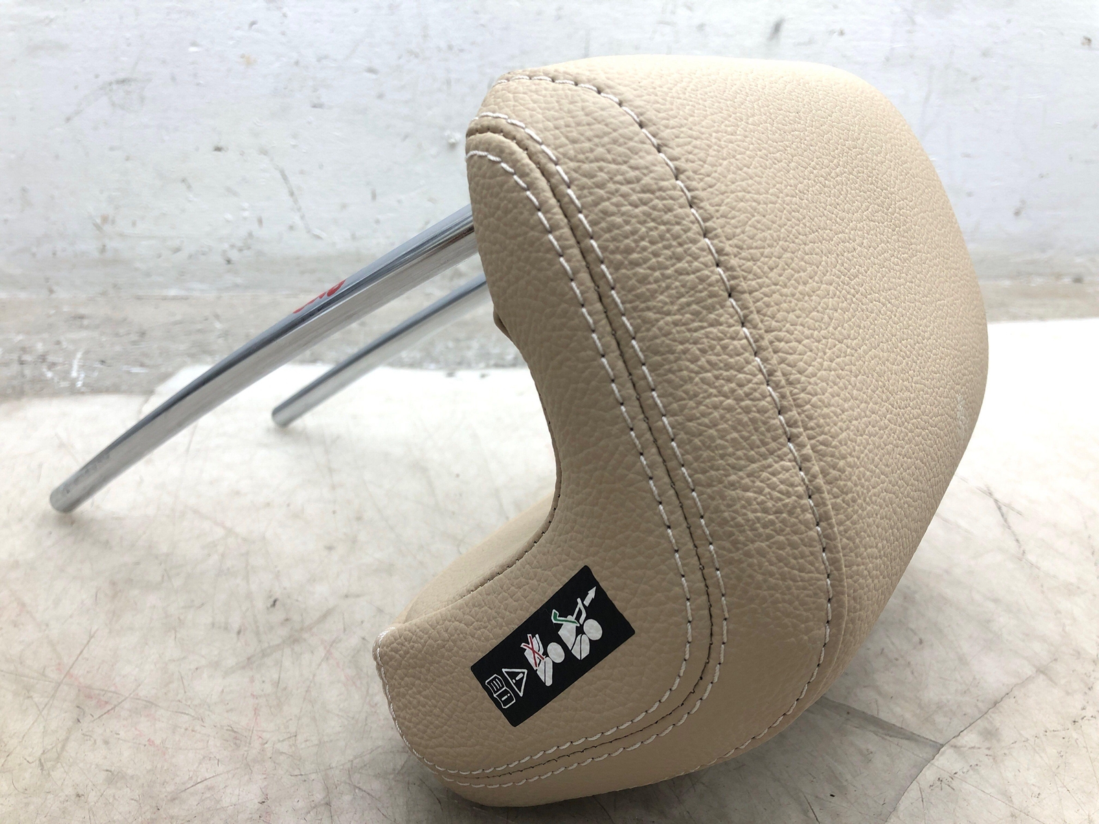 2019 MERCEDES GLE 400 W166 OEM W166 REAR CENTER HEADREST BEIGE ...