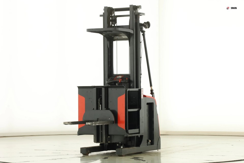 Linde V-10 5212 Order Picker Man Up Forklift | eBay UK
