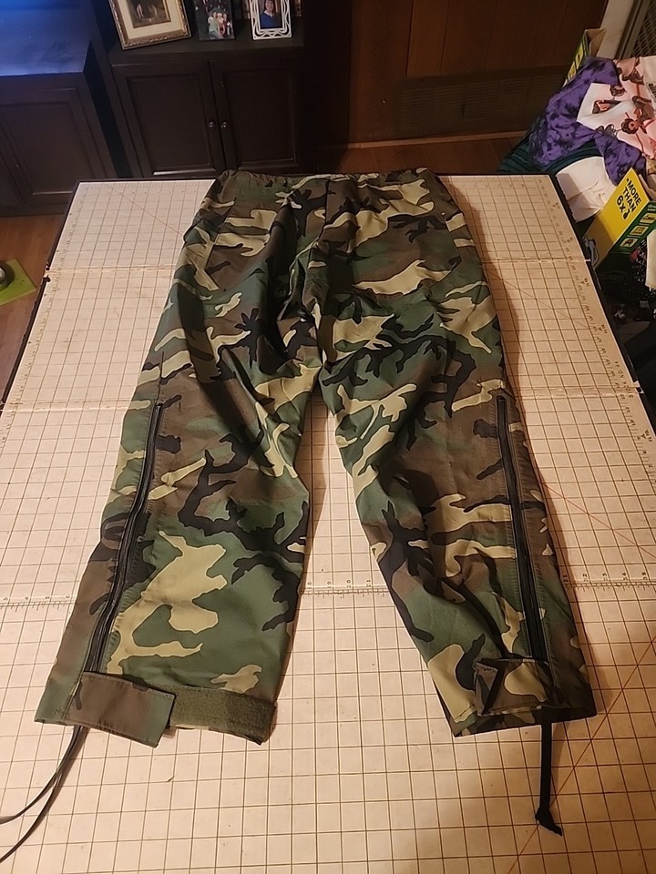 US Military ECWCS Pants Mens Medium Regular Woodland Camo Gore-Tex Cold ...