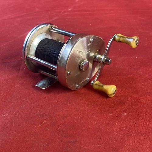 Vintage Shakespeare Direct Drive No. 1928 Model FC Fishing Reel - Made ...