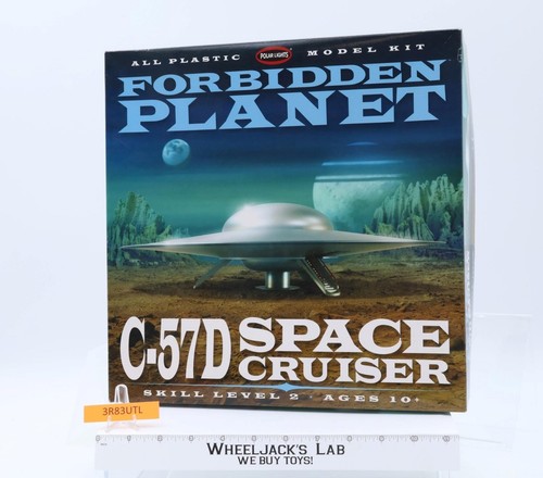 C-57D Space Cruiser Forbidden Planet 2013 Polar Lights Plastic 1:144 ...