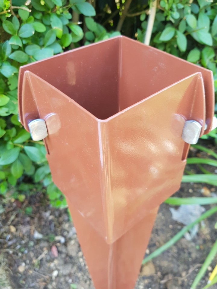 (6 Pack) 50mm Square Fence Post Spike x 600mm / Brown Steel Post ...