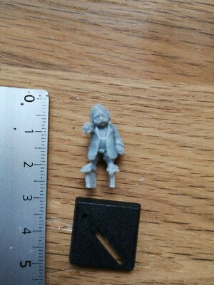 HALFLING/HOBBIT ZOMBIE /TT MINIATURE M89 | eBay