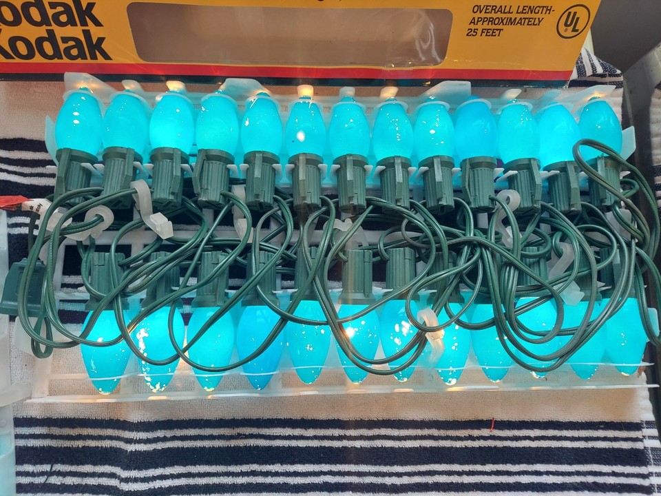 Vtg Kodak Colors Of Christmas Blue Outdoor String Lights 25 Lights 25 ...