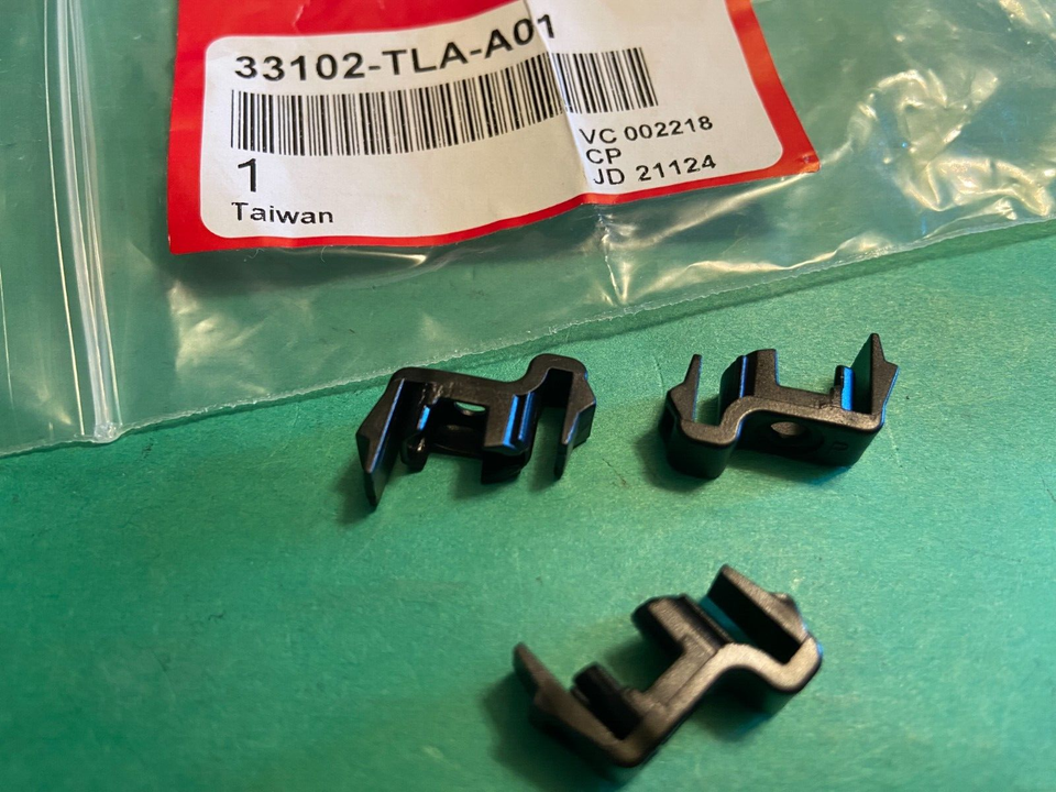 2017-23 Honda CR-V Headlamp Molding Clip 33102-TLA-A01 OEM 3PC | eBay