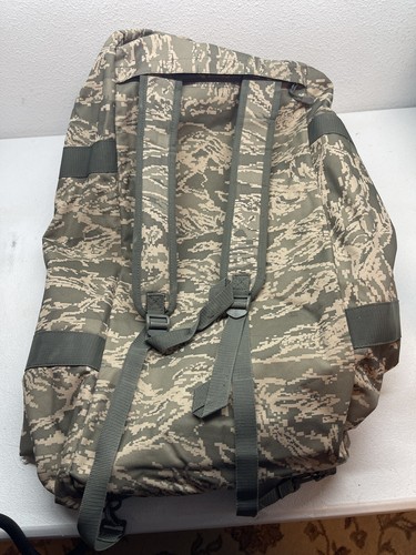 Force Protector Large Camo Deployment Duffle Gear Bag Backpack. Large ...