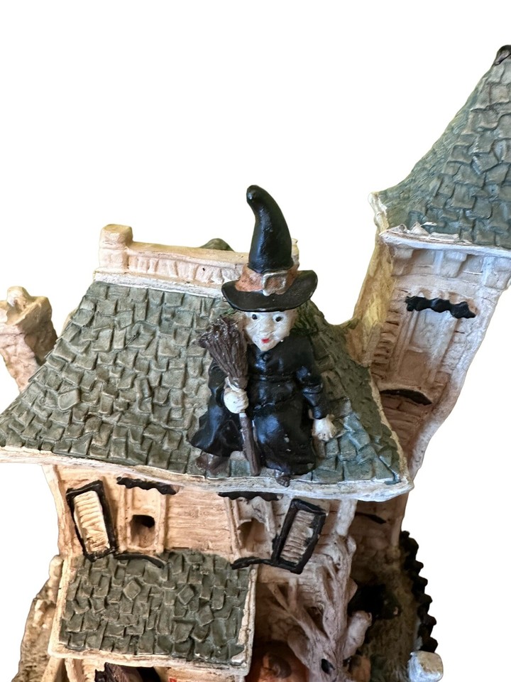 Haunted Halloween House Lights Sound International Resourcing Service ...