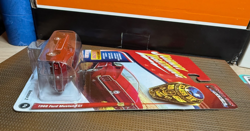 1/64 JOHNNY LIGHTNING MUSCLE CARS USA CLASS OF 1968 MUSTANG GT RED PONY ...
