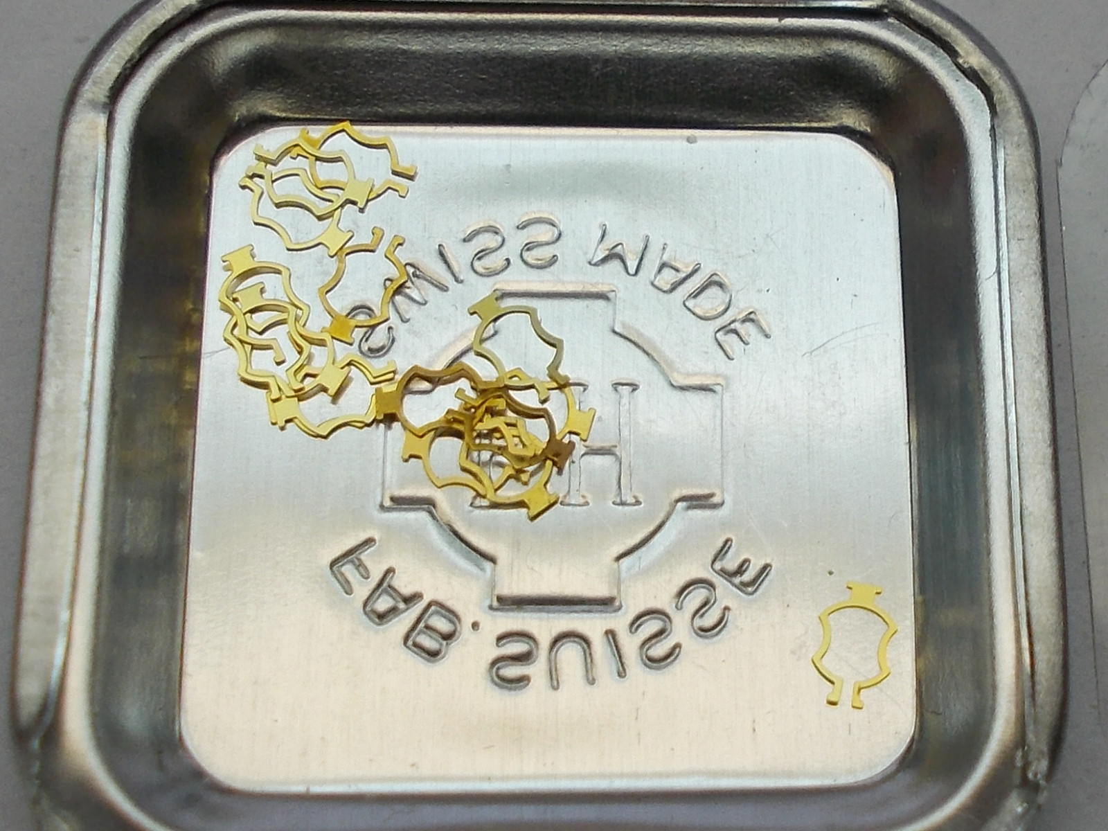 ONE GENUINE OMEGA 170 CHRONOGRAPH INCABLOC SPRING NEW WATCH MOVEMENT ...