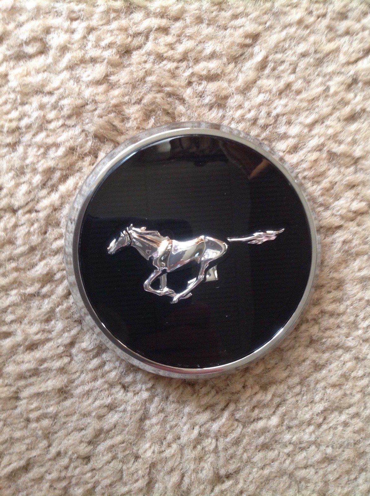NEW 1982 FORD MUSTANG GT HOOD EMBLEM - E2ZZ-16850-A 5.0 HO CHP SSP GT ...