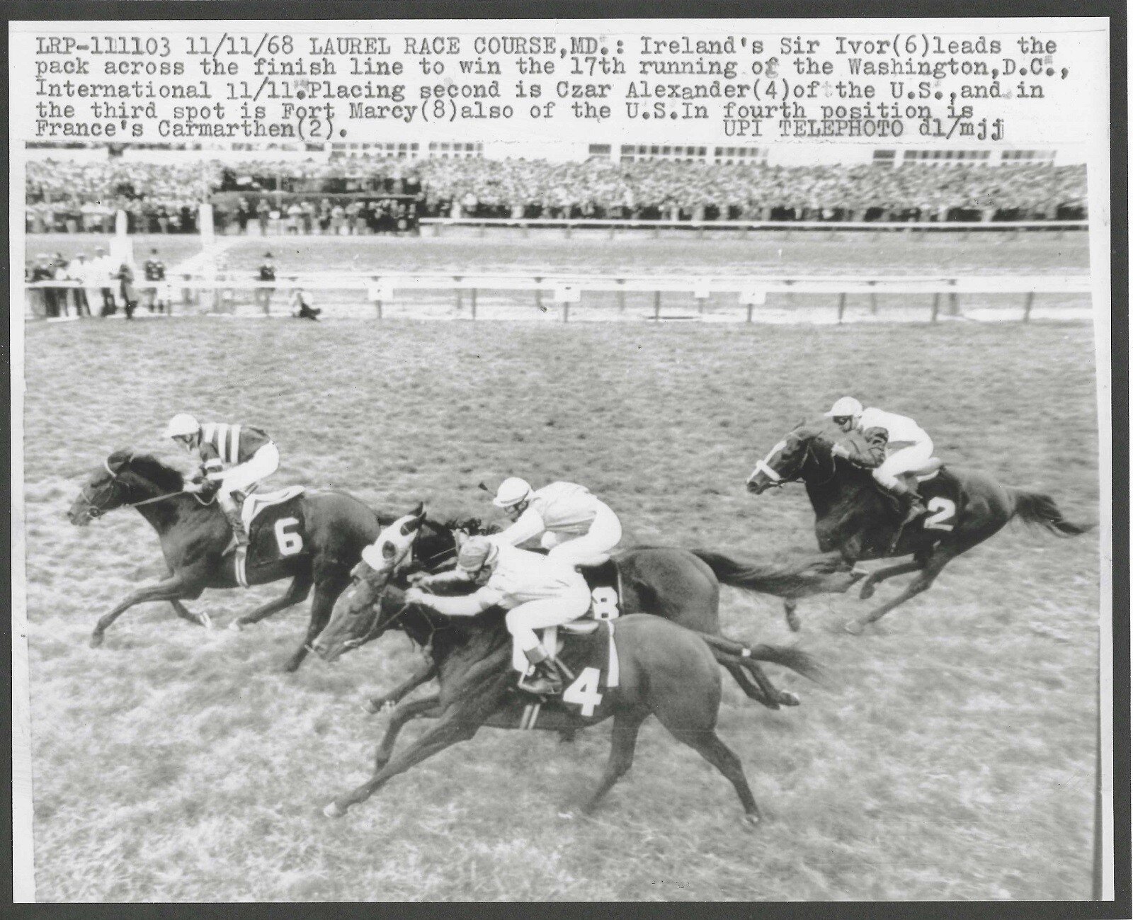 1968 - SIR IVOR winning the Washington D. C. International - 10" x 8 ...