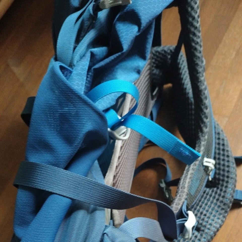 Zaino Gregory Zulu 35 Empire Blue MD/LG borsa da trekking outdoor usato ...