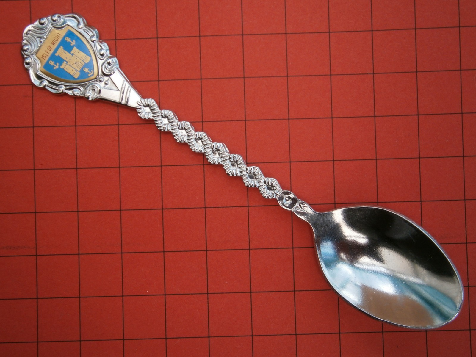 SA842*) Vintage Isle of Wight Coat of Arms Crest Souvenir Collectors ...