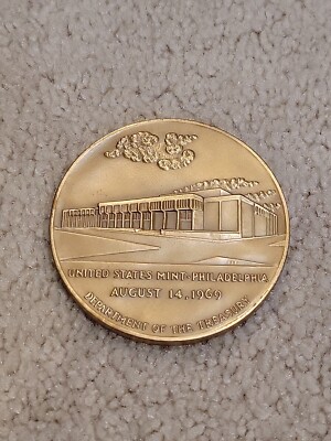 US Mint-Philadelphia August 14, 1969 Department of the Treasury Large 8 ...