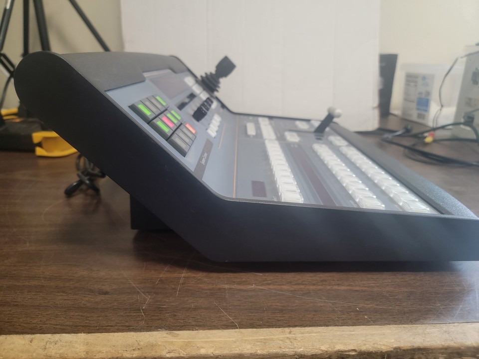 Blackmagic Design ATEM 1 M/E Broadcast Panel 1340383 | eBay