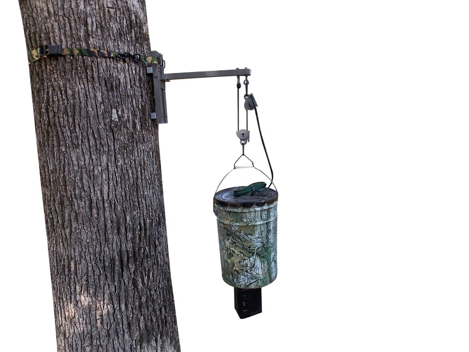 Bucket Feeder Hanger with Bracket and Locking Pulley and Ratchet Strap ...