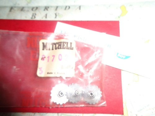 3 MITCHELL 600 SERIES HANDLE SCREWS NEW MITCHELL REEL PART 81702 622 ...