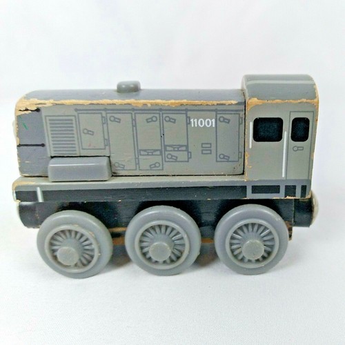 Dennis The Lazy Diesel - Thomas And Friends Wooden Railway Train - Used ...