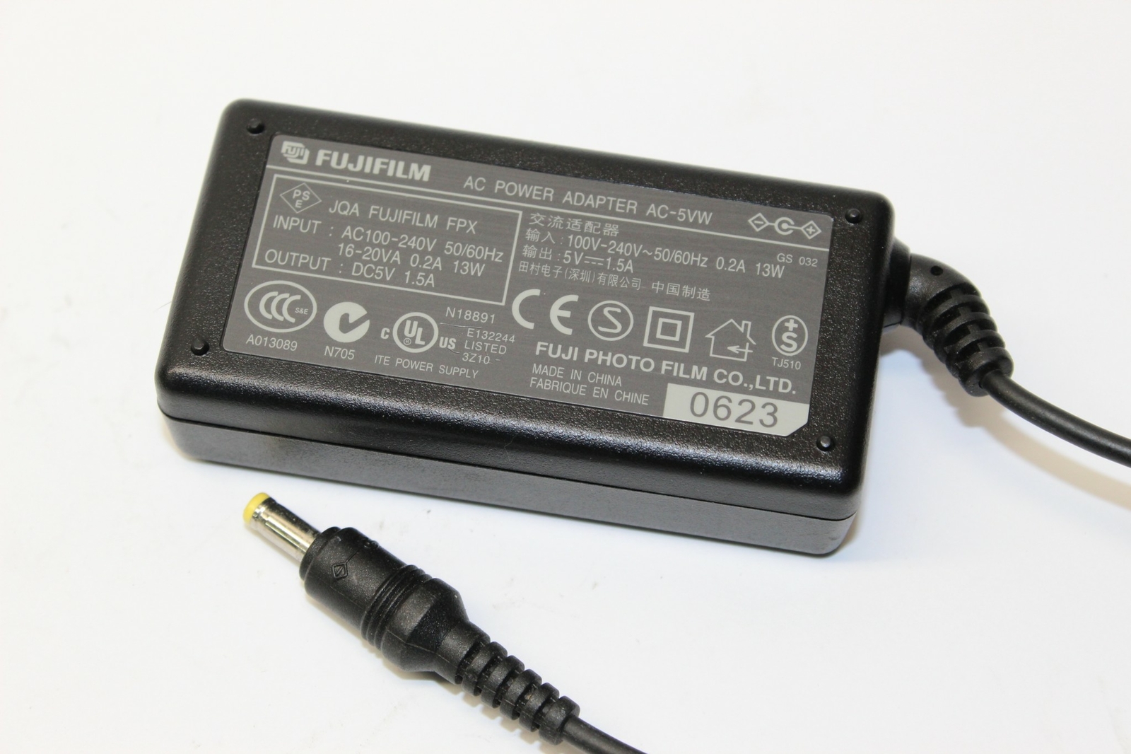 Fujifilm AC-5VW Digital Camera Power Supply 5V 1.5A Adapter Charger ...