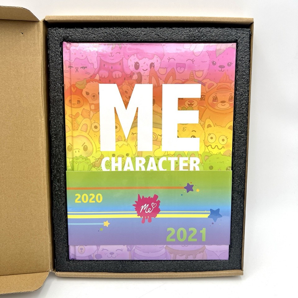 MORIAH ELIZABETH BOOK Volume 1: 2018-2021 Official Character Guidebook ...