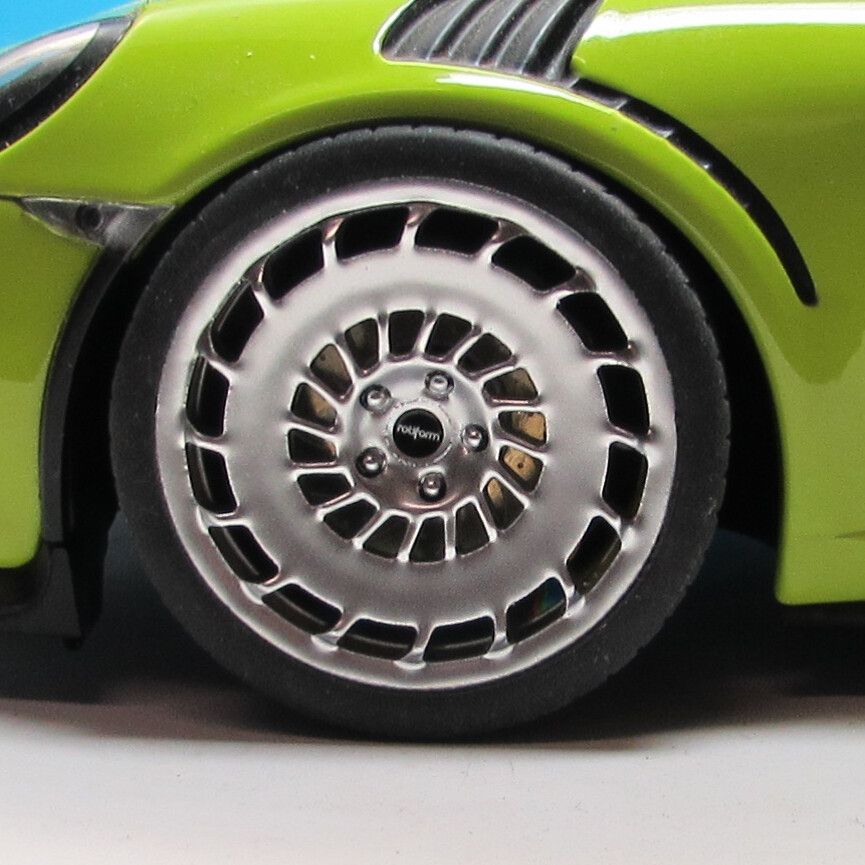 Rim Design "Rotiform CCV" Set & Alu rim & Tires 15mm 4 pieces 1/18 kit ...