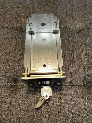 GREENWALD Coin Laundry Replacement MONEY BOX LOCK & KEY 810135203784| eBay