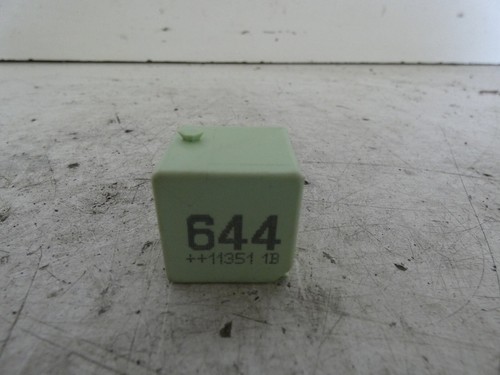 VW Passat B7 BJ 2012 Variant Relais 644 4H0951253 | eBay.de