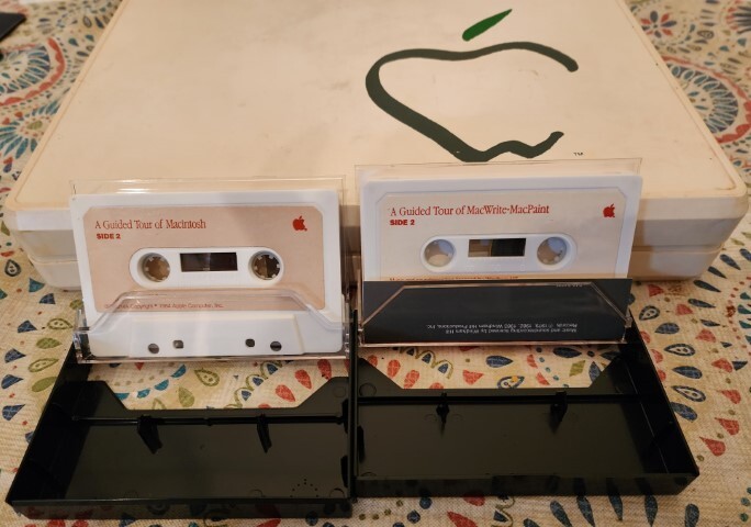 1984 Apple MacIntosh Computer, 128K, with Mouse, Keyboard, Disks ...