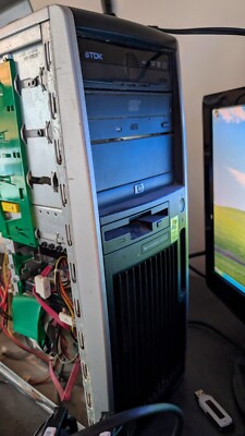 HP Workstation xw4100 Pentium 4, 3.2ghz, 1GB RAM, 64GB SSD +200GB HD ...