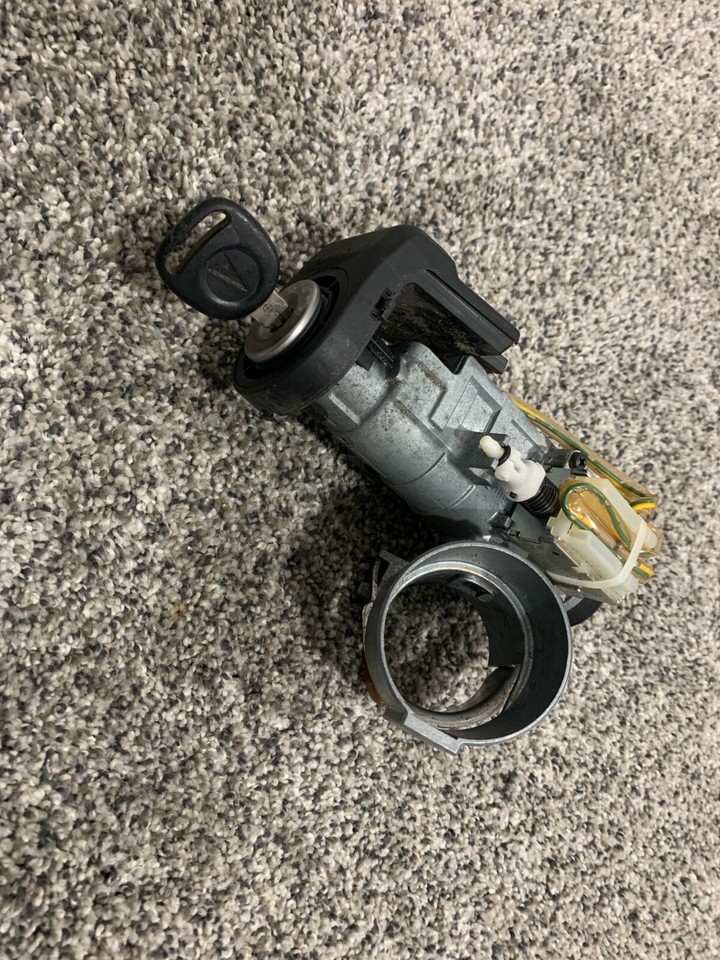2007-2009 USED Chevy Equinox Ignition Switch Starter Lock Cylinder w ...